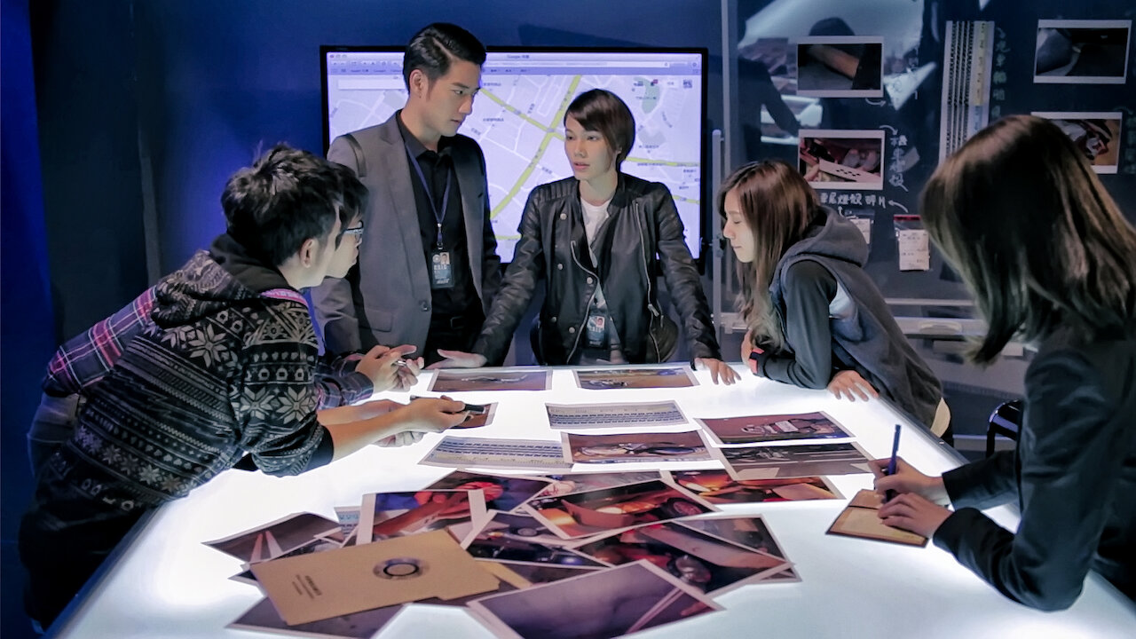 Watch Crime Scene Investigation Center | Netflix