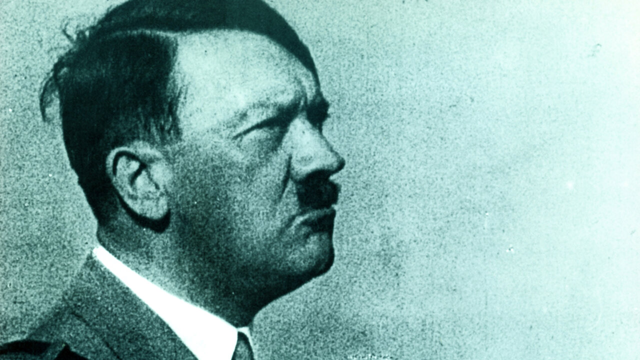 Watch Hitler - A Career | Netflix
